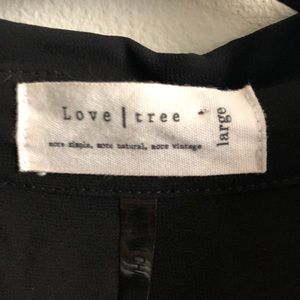 Love Tree | Tops | Love Tree Openback Buttondown Highlow L | Poshmark